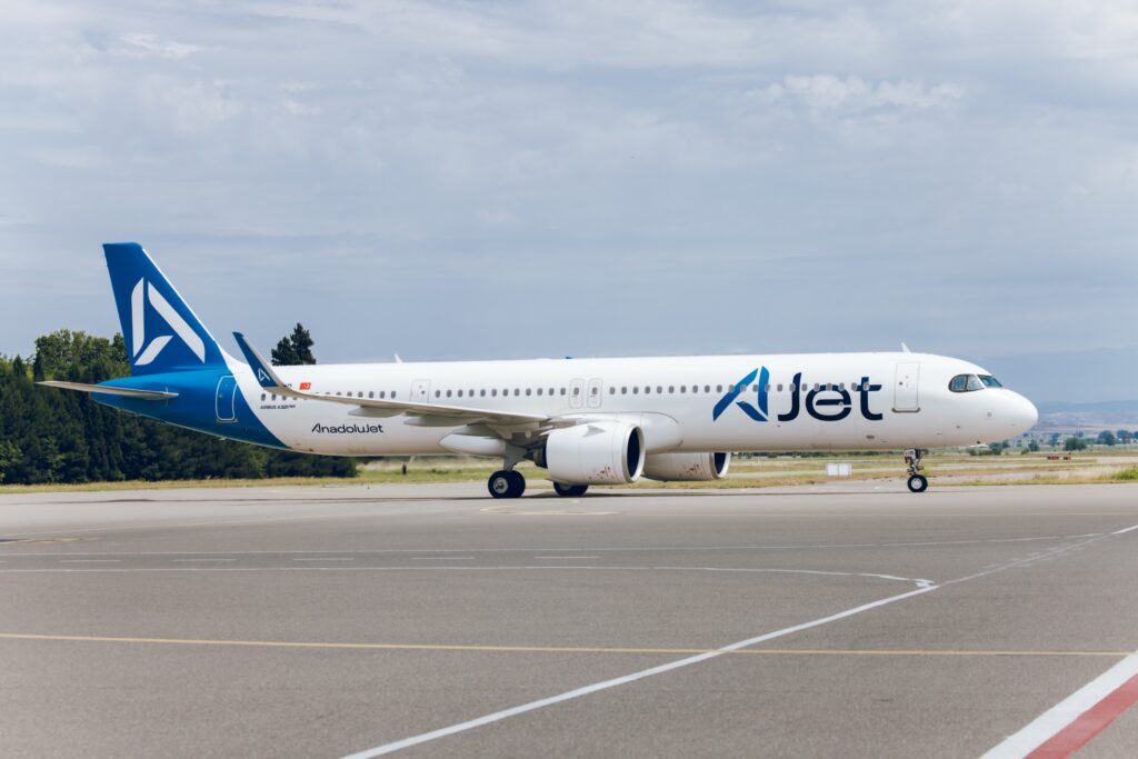 AJet’in 2025 Karnesi: 23 Milyon Yolcu, 20 Yeni Hat - Take Off Channel ...